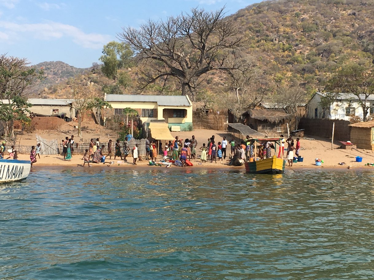 Cape Mc Clear village - Lake Malawi | Aguaplano